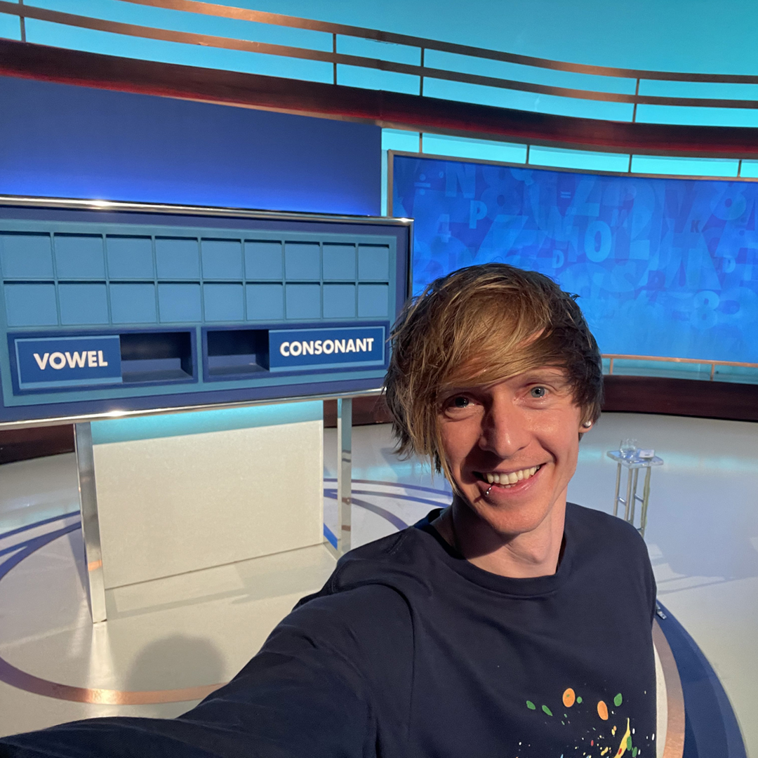 BBC News – ‘Rock’ mathematician makes Countdown debut – TOM ROCKS MATHS